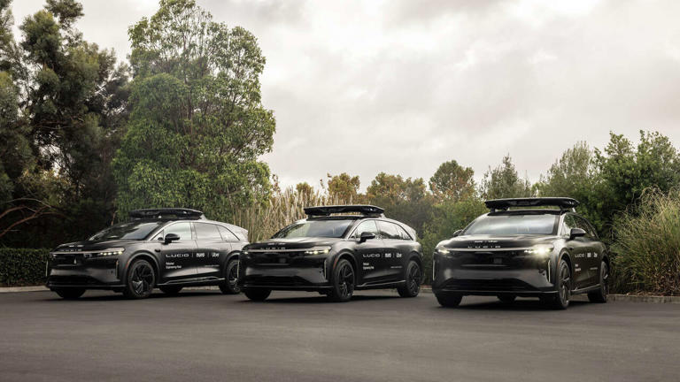 Uber joins Houston's growing robotaxi market with a 2027 launch ...