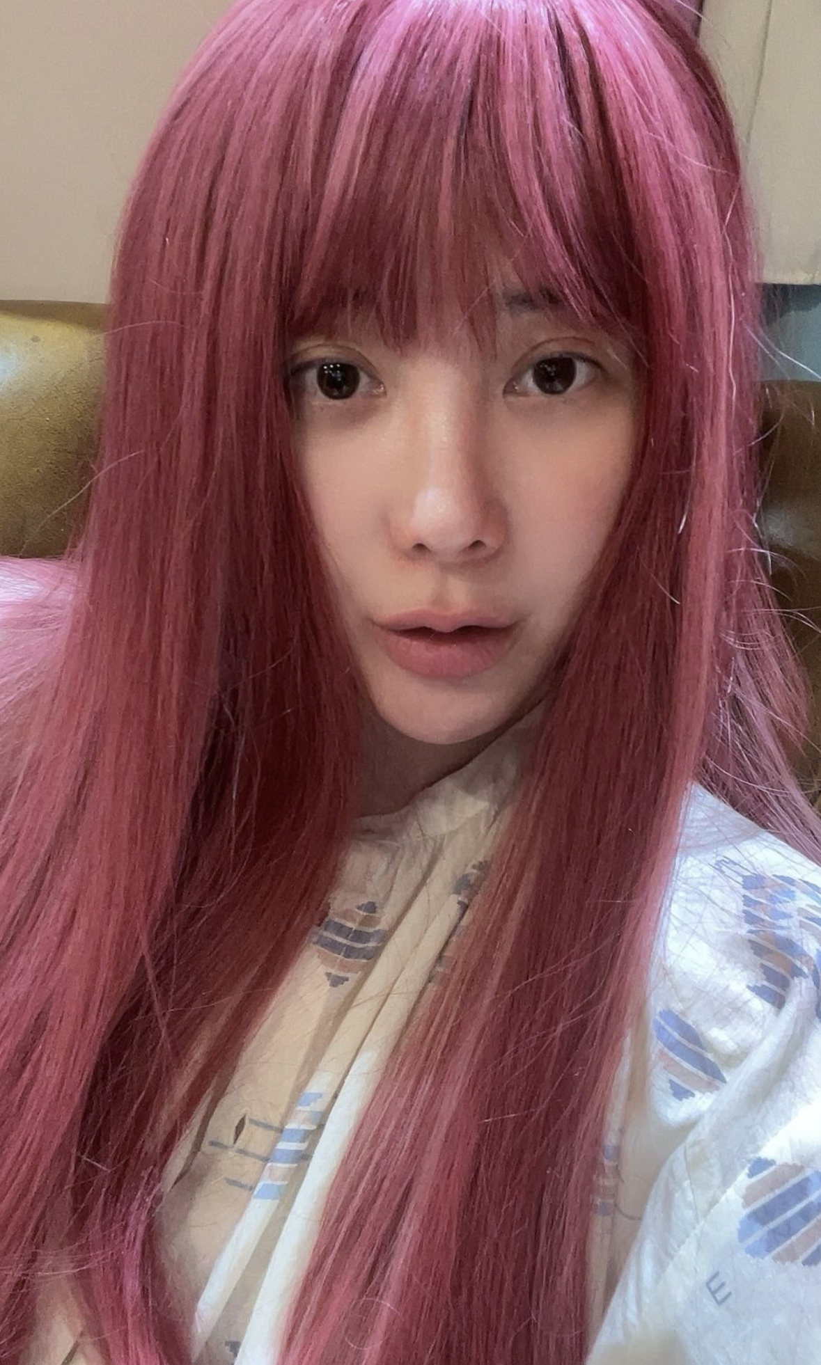 Seo In young On The Verge Of Remarriage Transforms With Long Pink