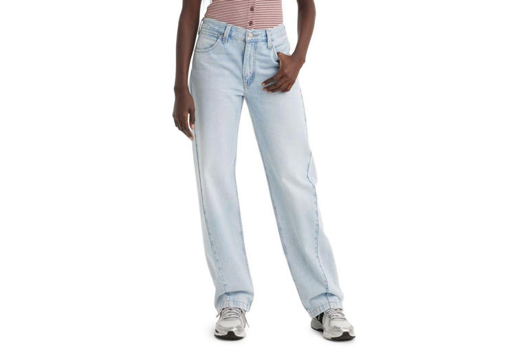 I’m a jeans snob, but I’m buying flattering Levi’s and Oprah-loved ...