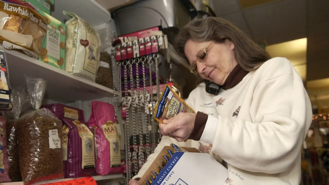 Understanding pet food recalls and thiamine deficiency