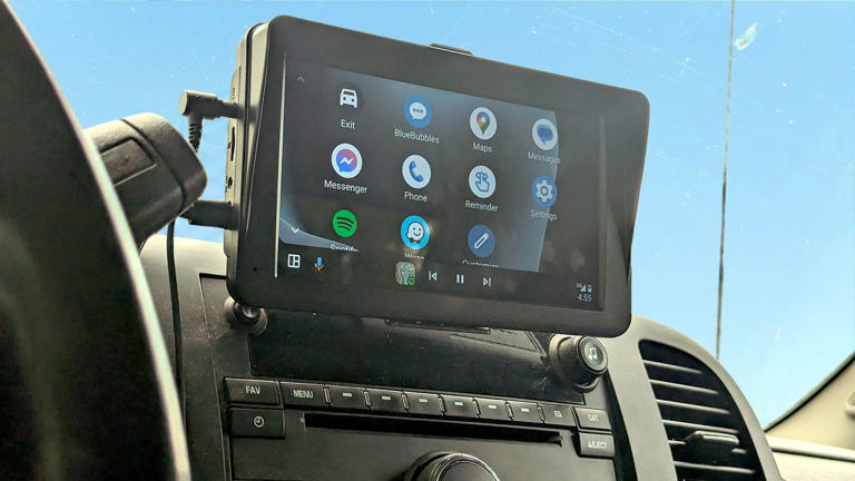 This cheap device helped me add Android Auto to my car without ...