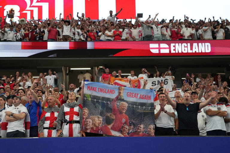 How England fans celebrated 4-2 win over Croatia using a Donald Trump ...
