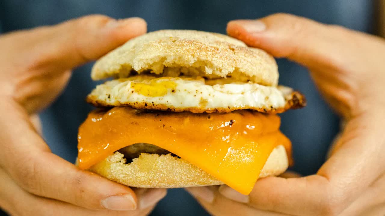 3 breakfast sandwiches you can make faster than a drive-thru line