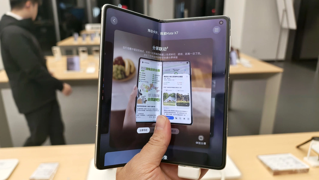 Foldable smartphone market outlook for 2026