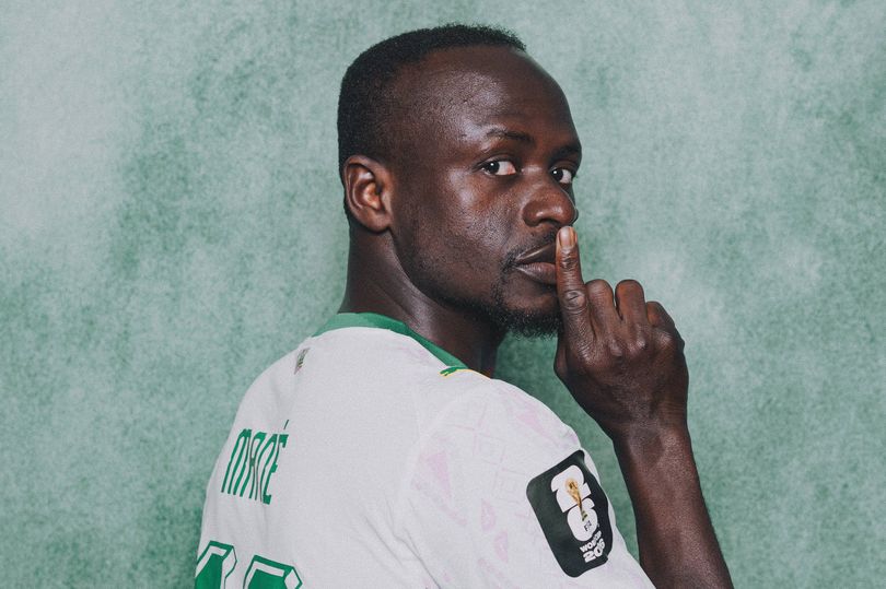 Sadio Mane's 'never say never' stance on Premier League return after ...
