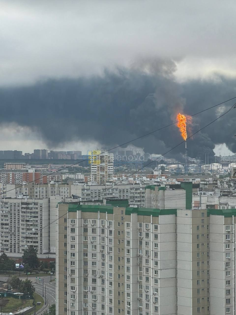 Moscow under drone attack as refinery burns and thick smoke rises over city