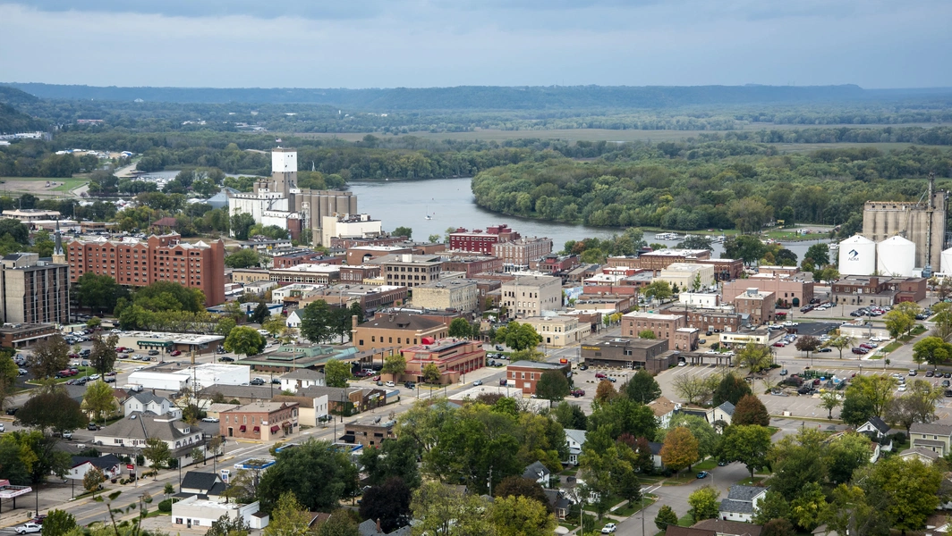 8 charming and affordable Midwest towns