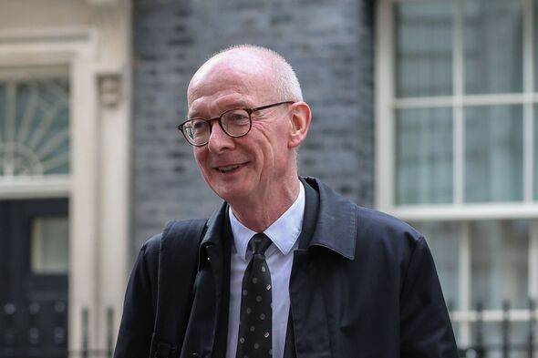 DWP says state pensioners 'being sent letters' over £952 payment boost