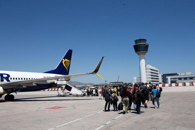 Ryanair passengers stranded in Greece after 'mega-queue' piles up ...