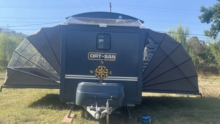 Caravan én tiny house: deze Mini House Caravan combineert het beste van ...
