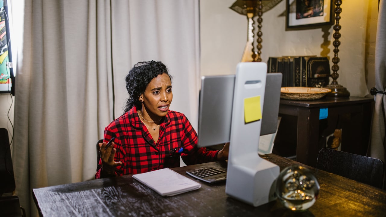 Woman 'flabbergasted' after company sets up Zoom call with sole purpose ...