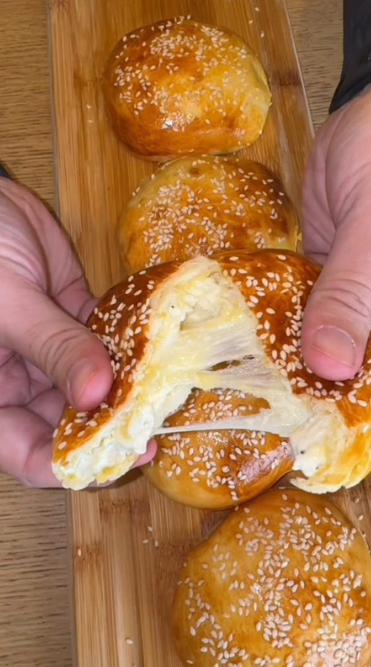 Conseils simples pour des petits pains au poulet, cheddar et mozzarella