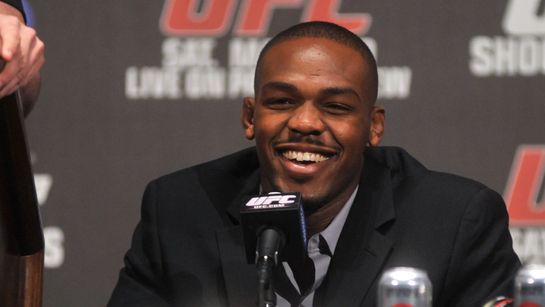 Alex Pereira puzzled by Jon Jones' mocking GOAT video after KO loss
