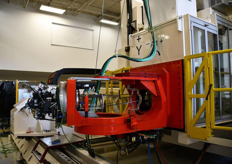 USC McNair adds 2400°C furnace for aerospace composite scale-up