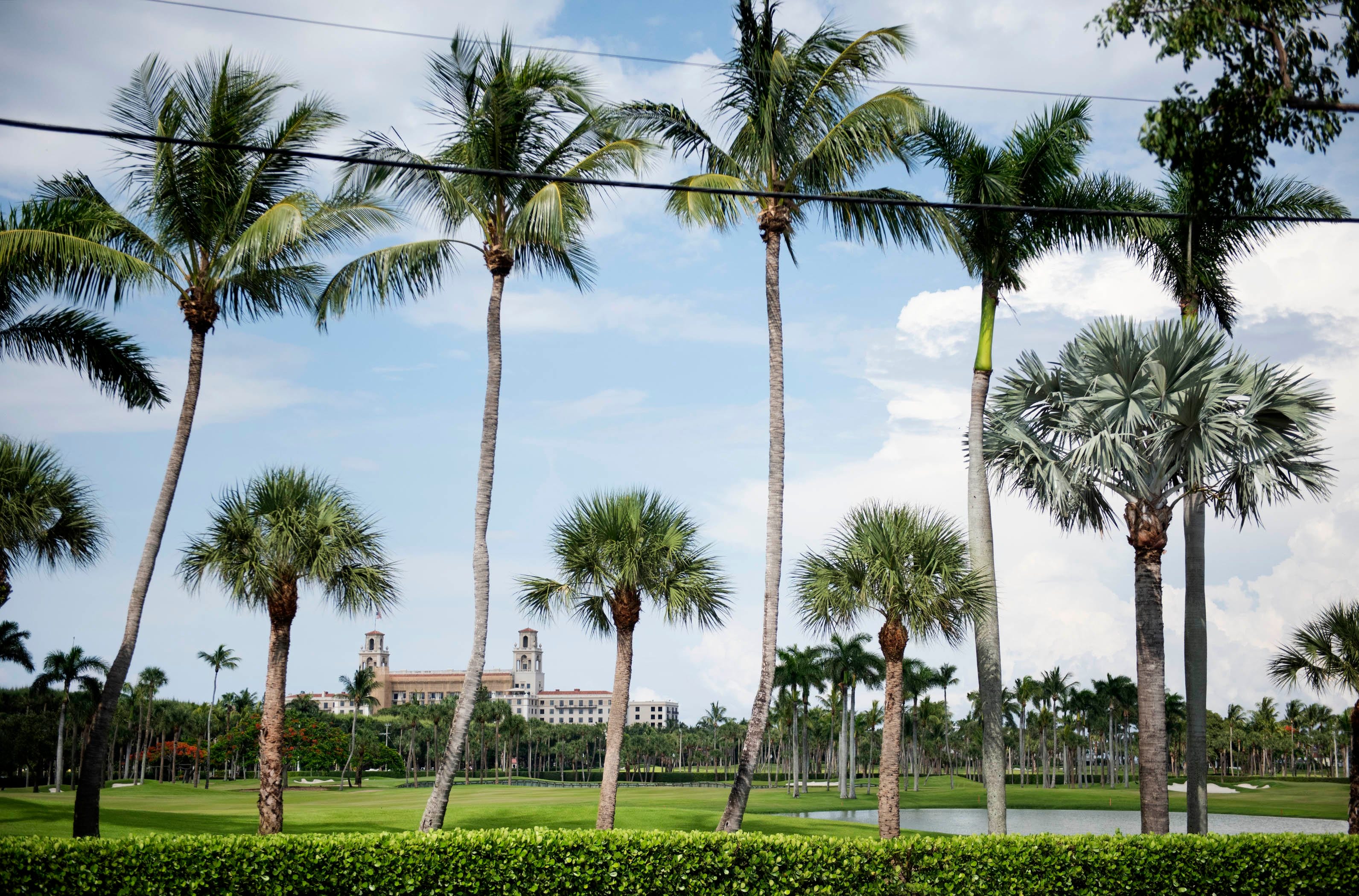 Palm Beach unveils traffic-light proposal to boost golfers' safety