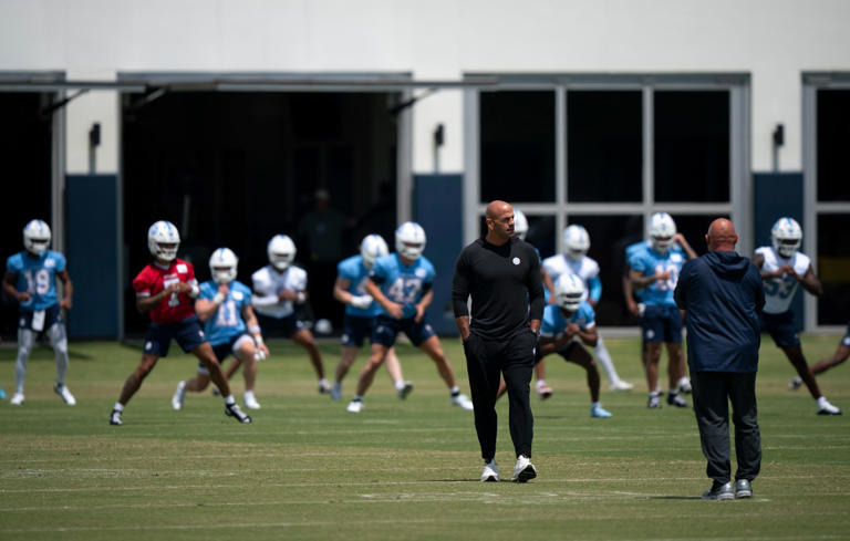 What are the best and worst case scenarios for the 2026 Titans?