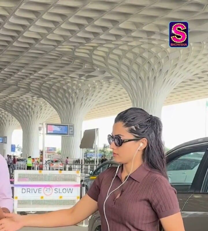 National crush Rashmika Mandanna was seen flying out of Mumbai, turning ...