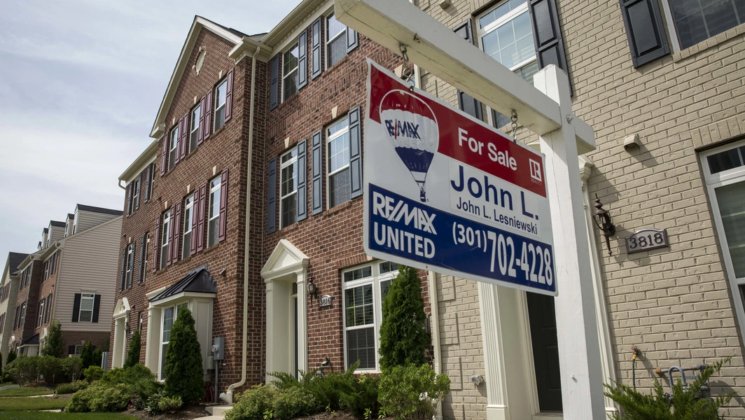 Pending home sales jump 4.8% in May despite high rates