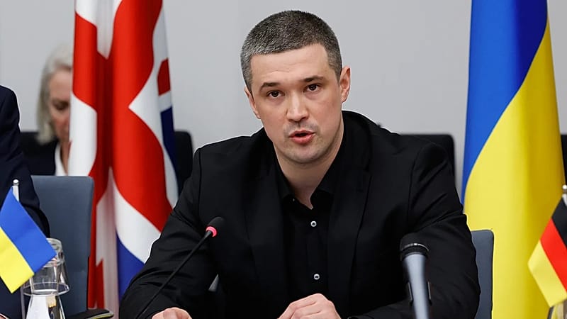 Crimea will turn into an island, Ukraine’s defence minister says in a ...