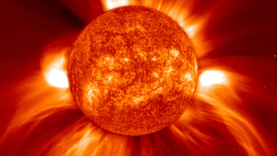 Stealth solar storm fuels vivid Aurora Australis from space