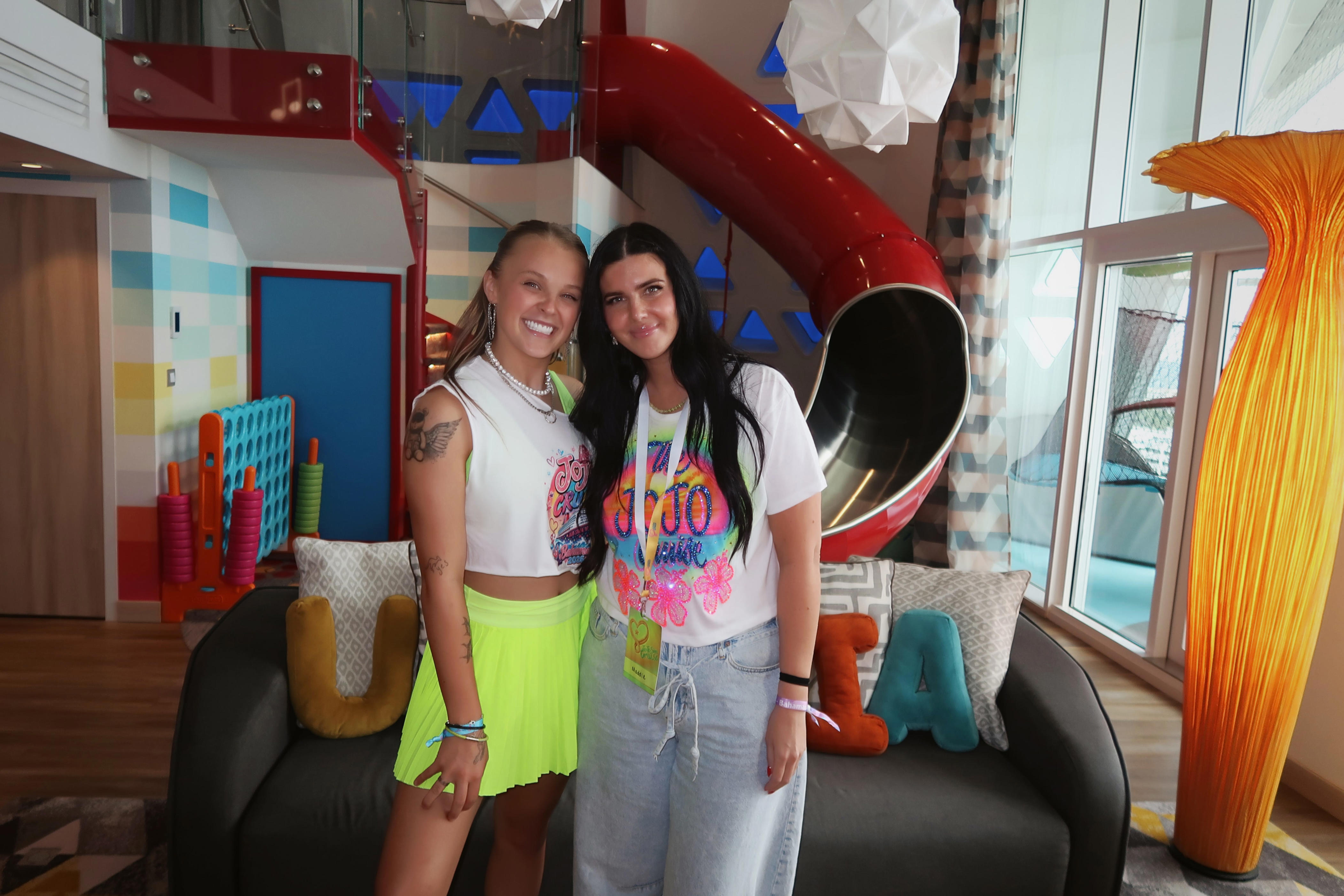 JoJo Siwa fans paid up to $1,250 for these cruise experiences