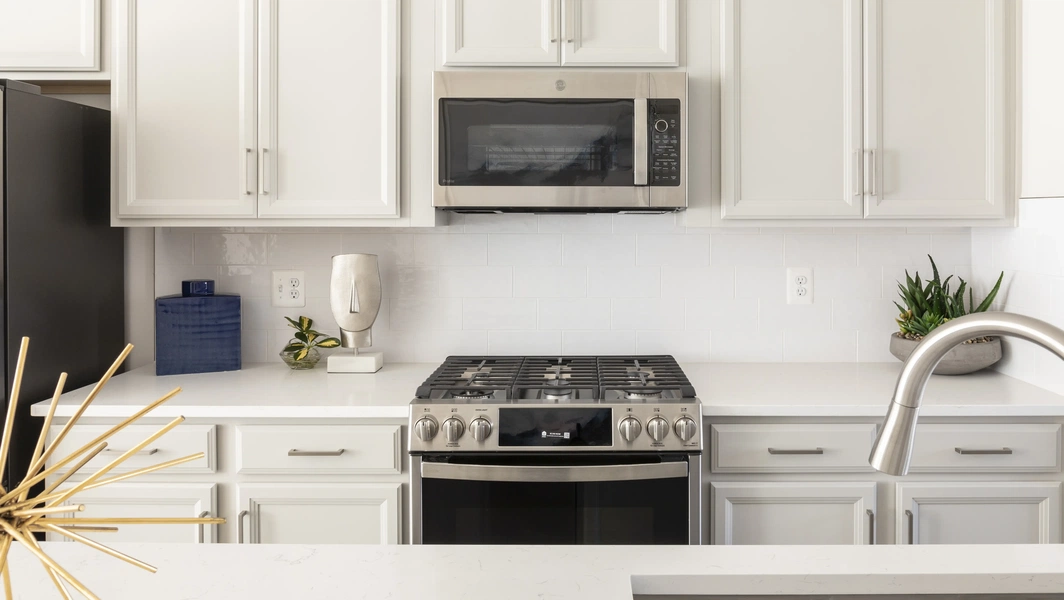 4 compact ranges for small kitchens