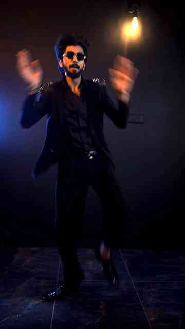 When the music starts, I have to dance