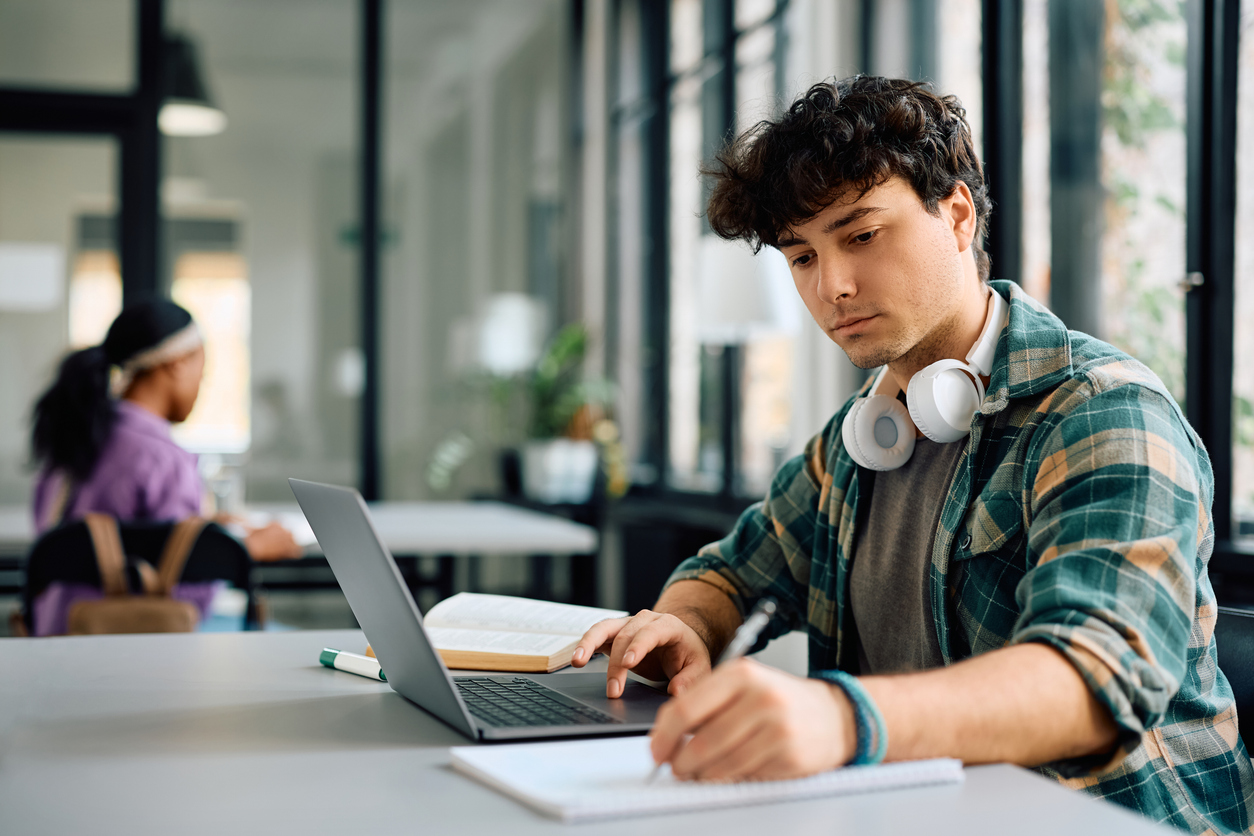 Il futuro della preparazione universitaria: innovazione, efficienza e ...
