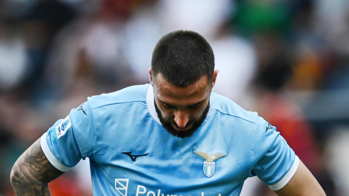 Gila-Napoli, da Roma frenano: "La Lazio alza un muro e non lo cede"