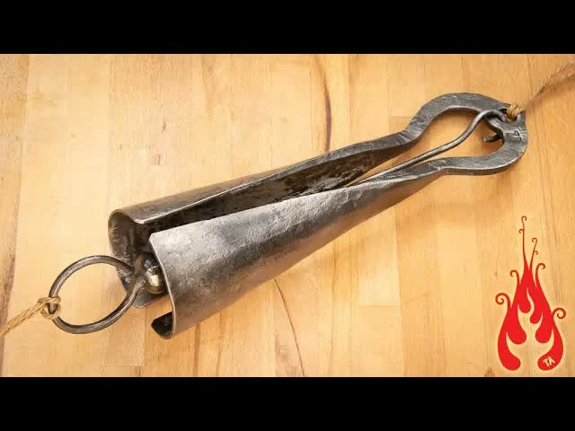 Forging a bell by hand from hot steel