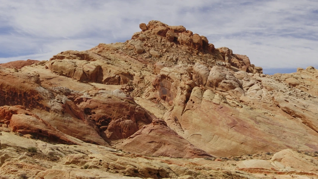 Helicopter yoga in Nevada's Valley of Fire offers rare luxury escape