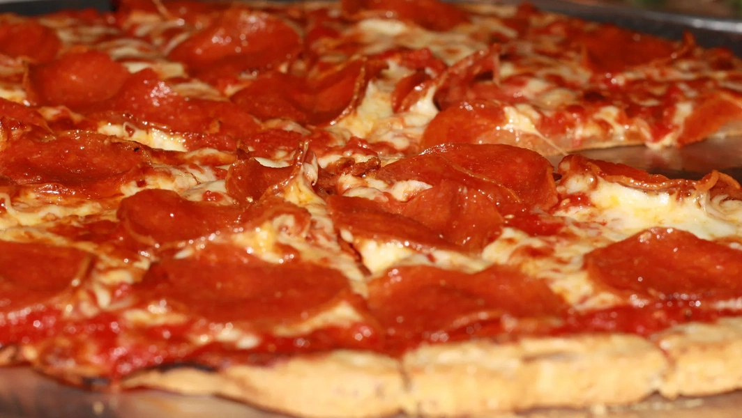6 pepperoni pizza chains ranked for flavor and style