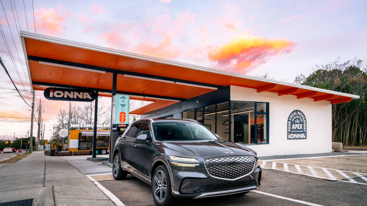 2026 Genesis Electrified GV70