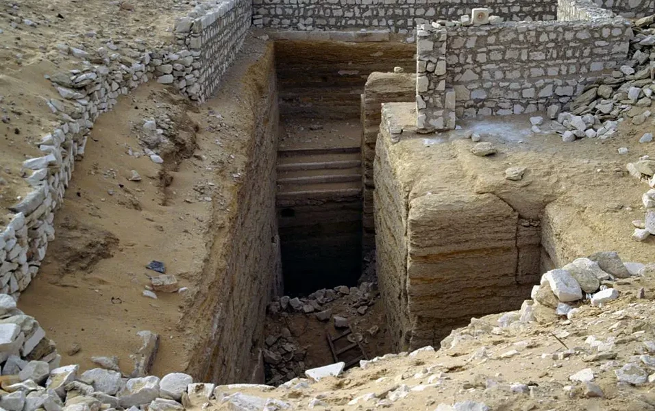 Ancient Serapeum granite coffers still defy full engineering explanation
