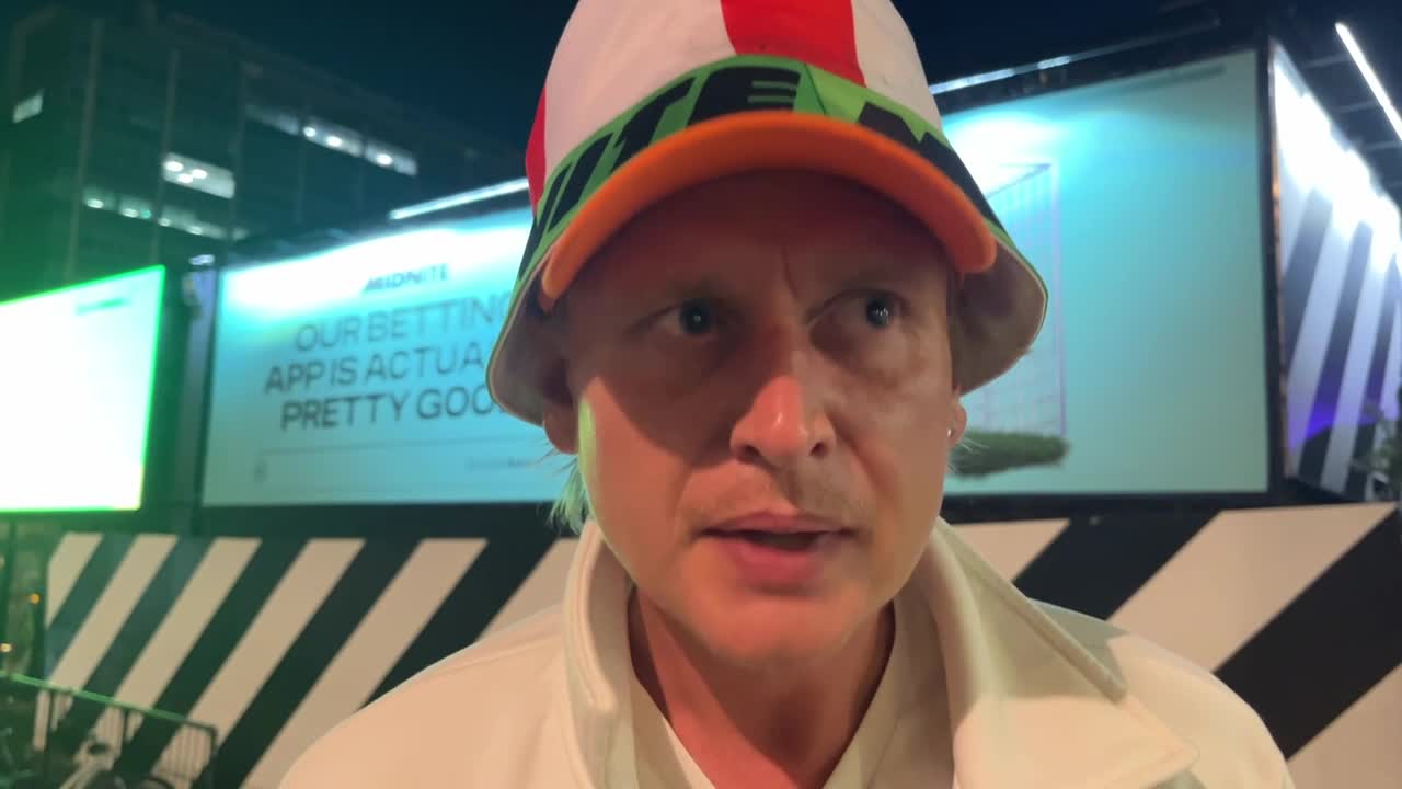 England fans at Croydon Boxpark react to World Cup win over Croatia