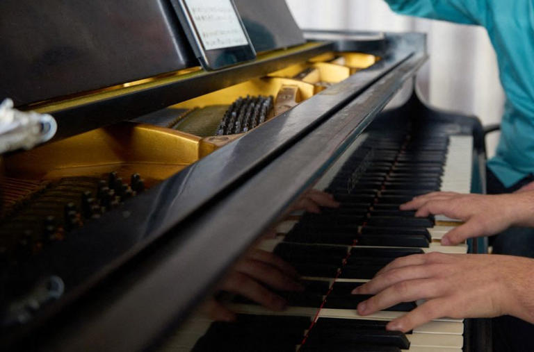 Deauville : Le professeur de piano accusé de viols sur mineurs suspendu ...