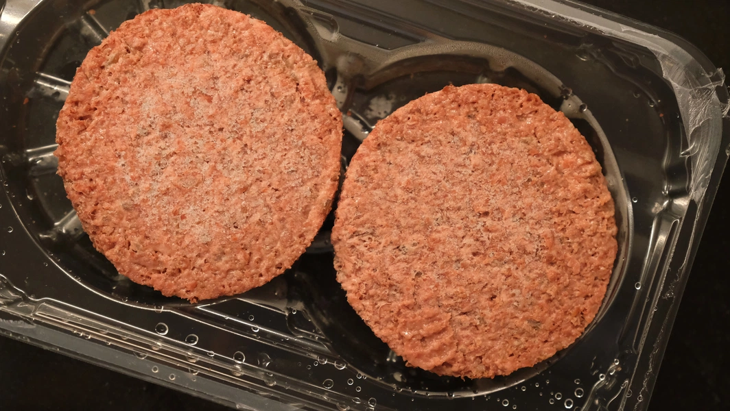 Techniques and recipes for cooking frozen burgers