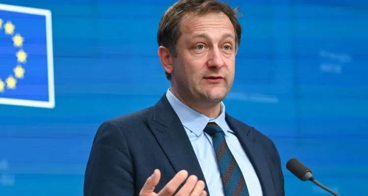 Unijny komisarz obiecał 33,6 mld euro dla polskiej wsi. Poseł PiS: "To ...