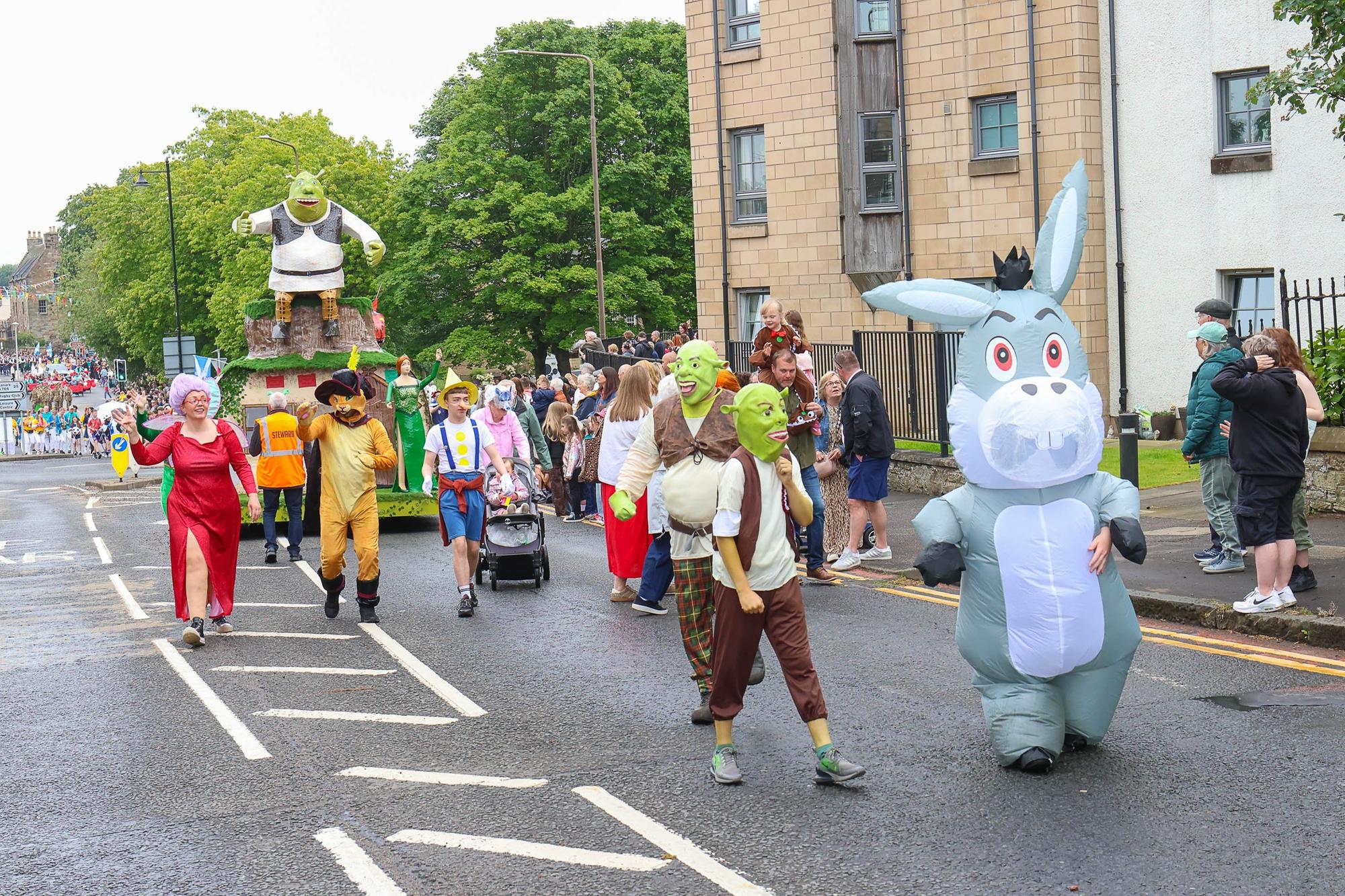 Linlithgow Marches 2026: The 11am procession in pictures (part two)