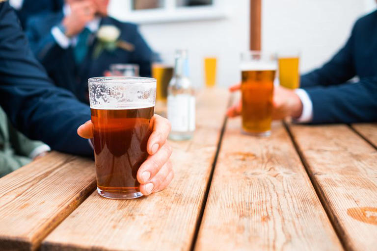 Brits reveal maximum price they'll pay for a pint as prices set to rise ...