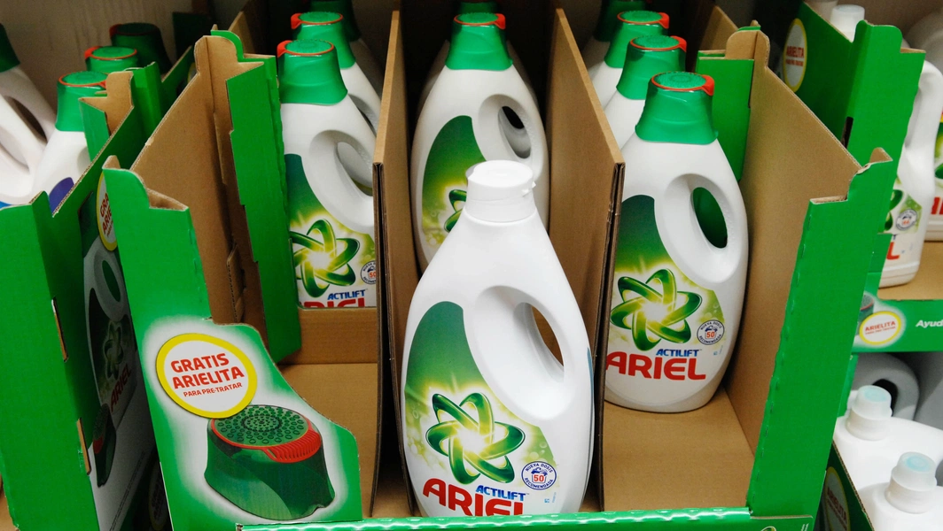 Proper laundry detergent placement and use