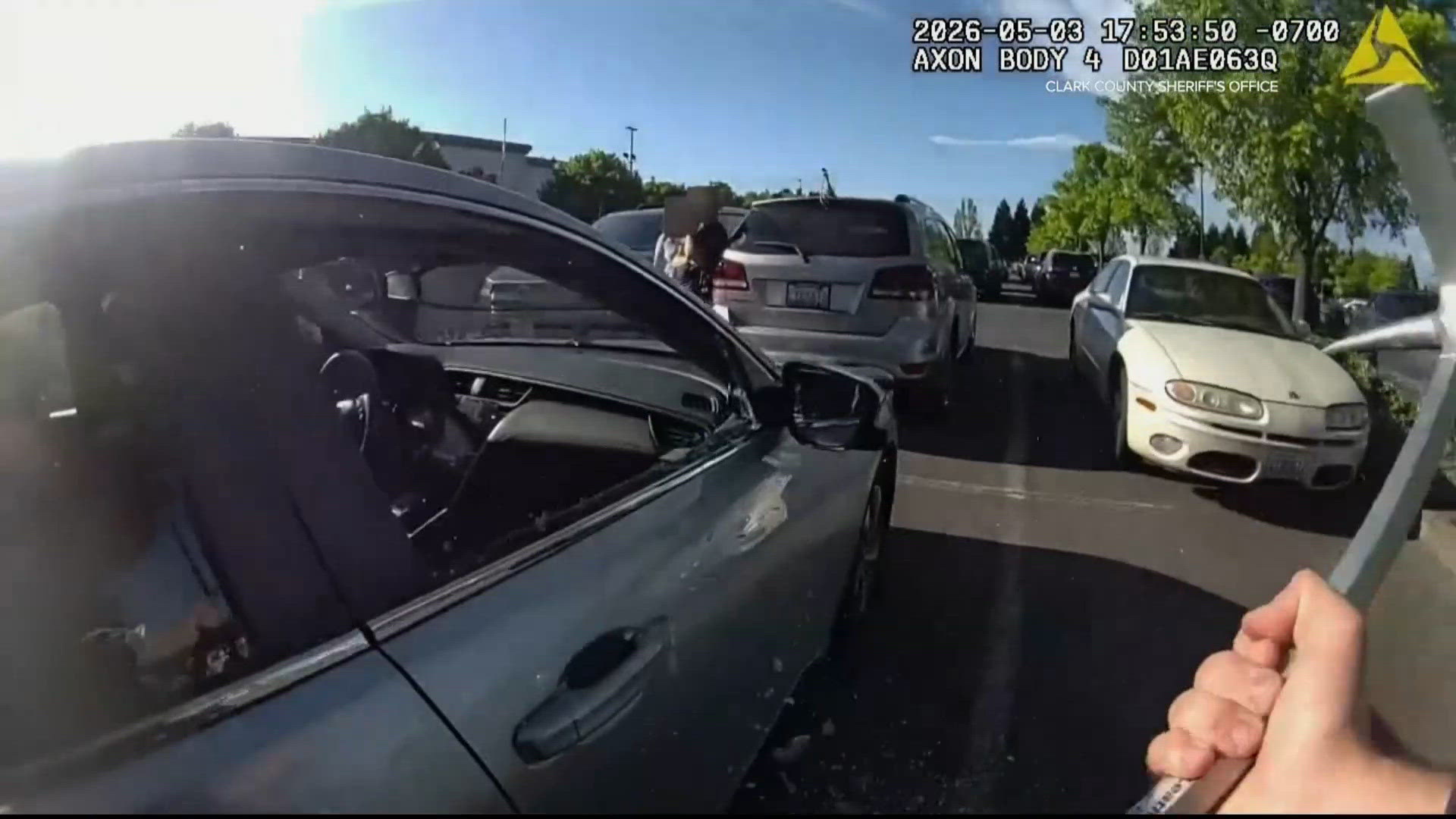 Deputy breaks window to save 2-year-old in hot vehicle, Clark County says