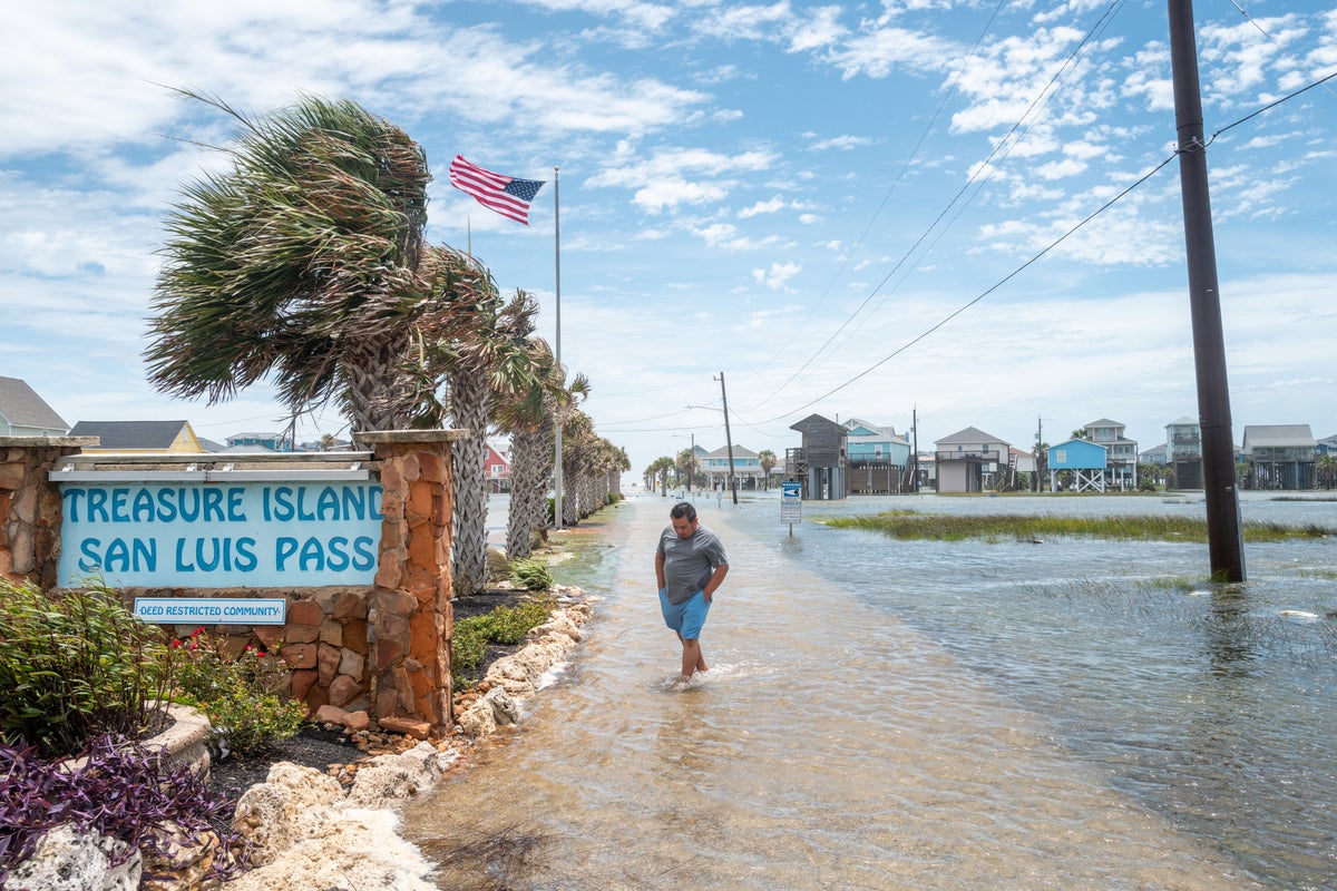 Life-threatening flooding threat grows across the southeast