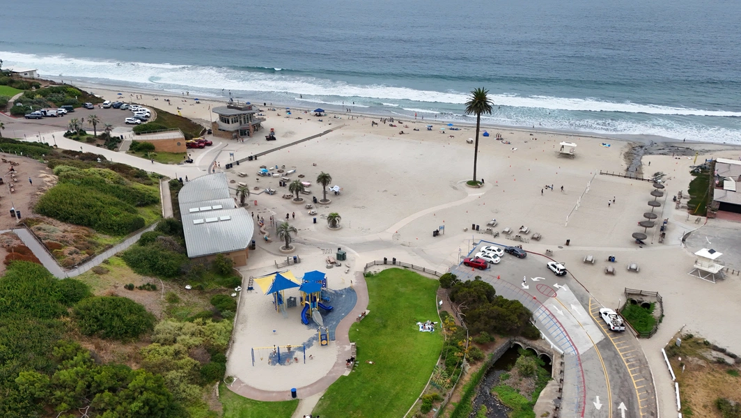 Encinitas beaches, culture, and coastal charm