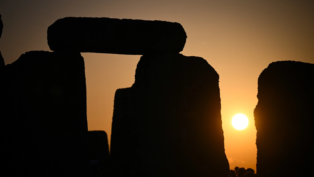 Archaeologists find 5,000-year-old solstice monument near Stonehenge