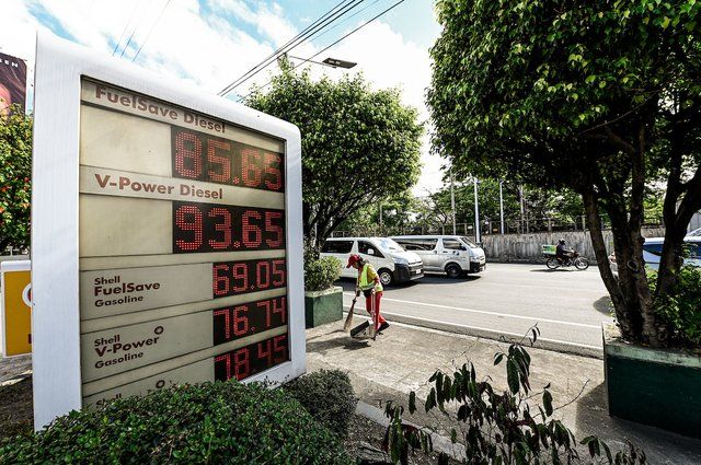 Oil price rollback very likely next week–DOE