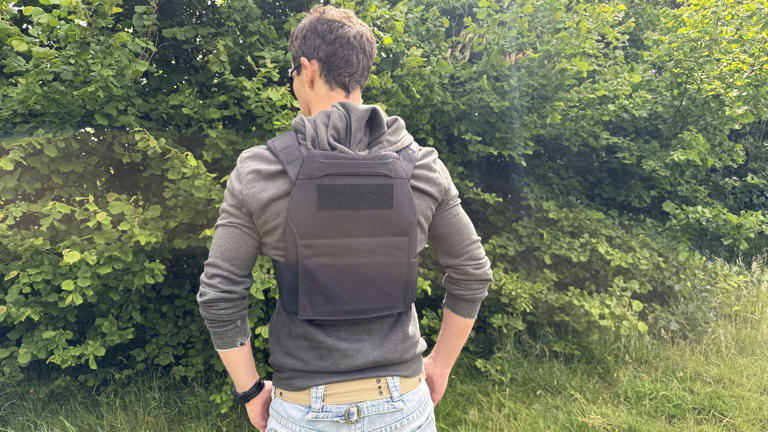 I threw on a weighted vest to make hikes more challenging — and it worked