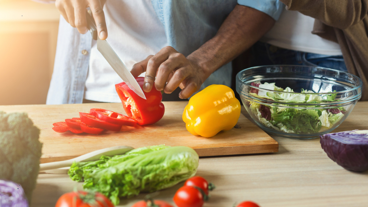FSSAI tightens food safety norms, mandates food-grade knives, cutting tools