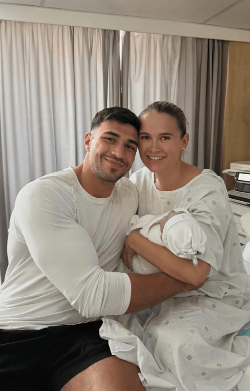 Venezuela Fury's husband Noah Price mocked for Molly-Mae and Tommy Fury ...