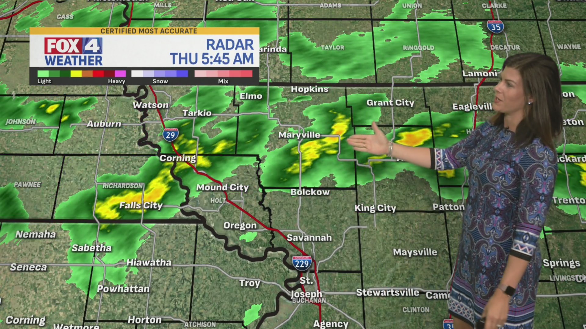 FOX4 forecast: Spotty rain chances